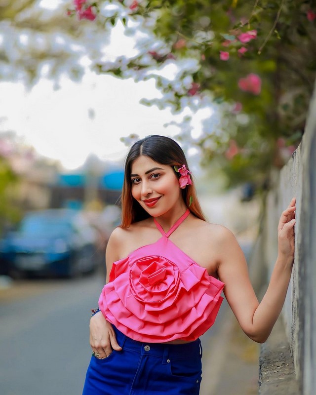 Bollywood Actress Ruma Sharma amazing images