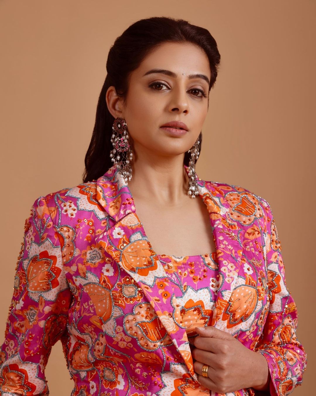 Actress Priya Mani looking awesome in this trendy outfit