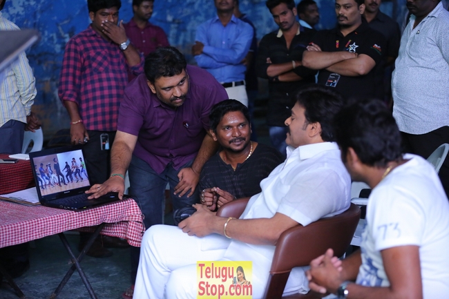 Boss Is Back - Boss Is Back At Kathi Movie Remake