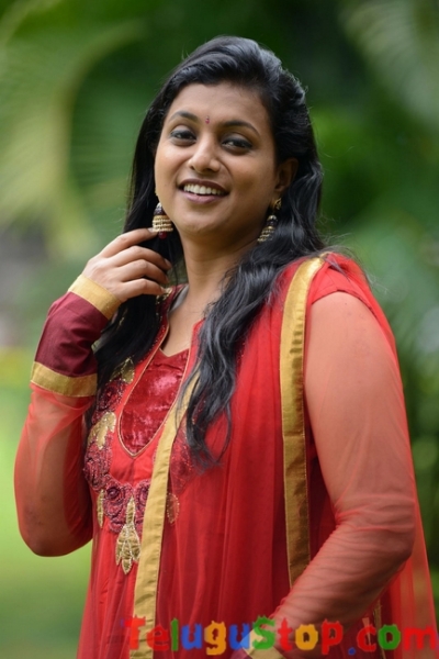 Roja Latest Stills