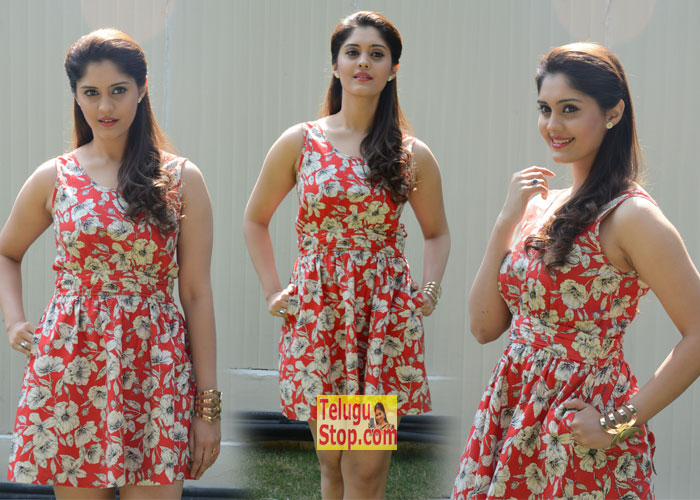 Surabhi New Stills-Surabhi New Stills - | Surabhi New Stills