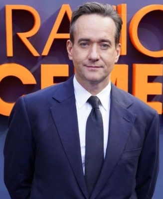 Emmys 2022 Matthew Macfadyen wins Outstanding Supporting Actor Award in ...