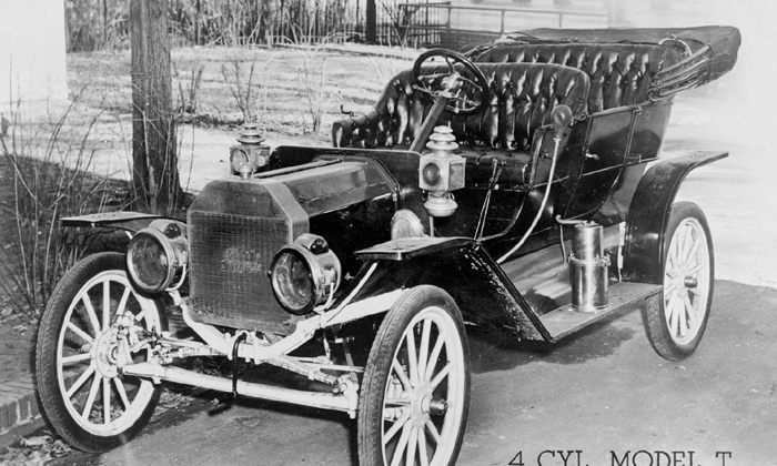 వరల్డ్స్ ఫస్ట్ ఎలక్ట్రిక్ కార్ ఇదే... అప్పట్లో ఈవీ వాహనం స్పీడ్‌ ఎంతో ...