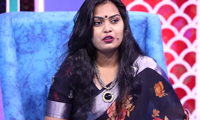 Silk Smita : అచ్చం సిల్క్ స్మితలా ఉన్న ఈ అందమైన అమ్మాయిని చూశారా.. మతి ...