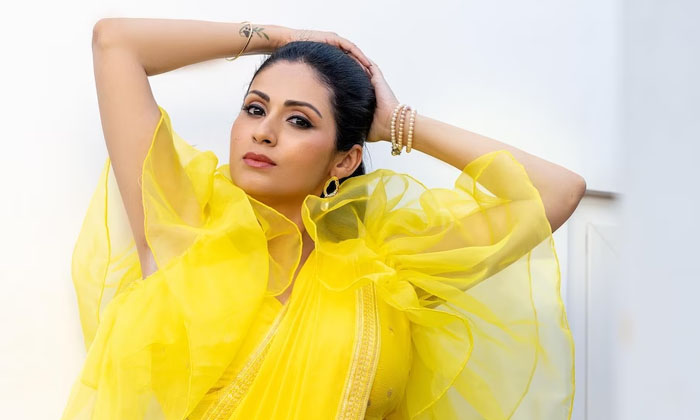 పెళ్లి చేసుకుంటే అలా బ్రతకలేము... పెళ్లి గురించి సదా షాకింగ్ కామెంట్స్