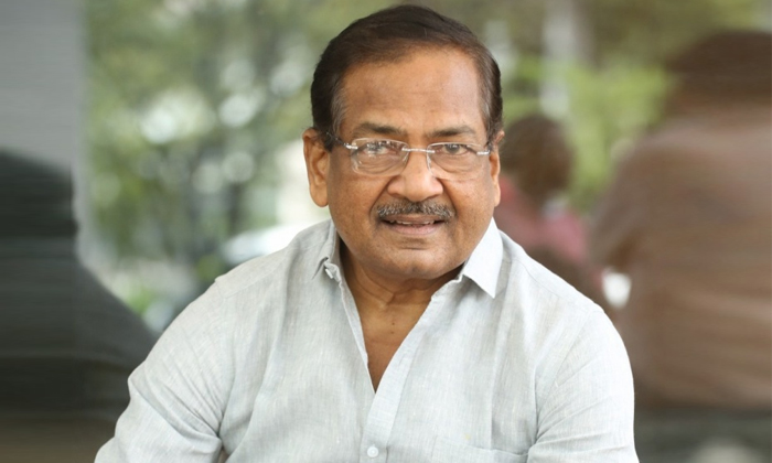 మూడున్నరేళ్లలో మూడు ఇండస్ట్రీ హిట్లు.. టాలీవుడ్ లో ఈ అరుదైన ఘనత బి ...