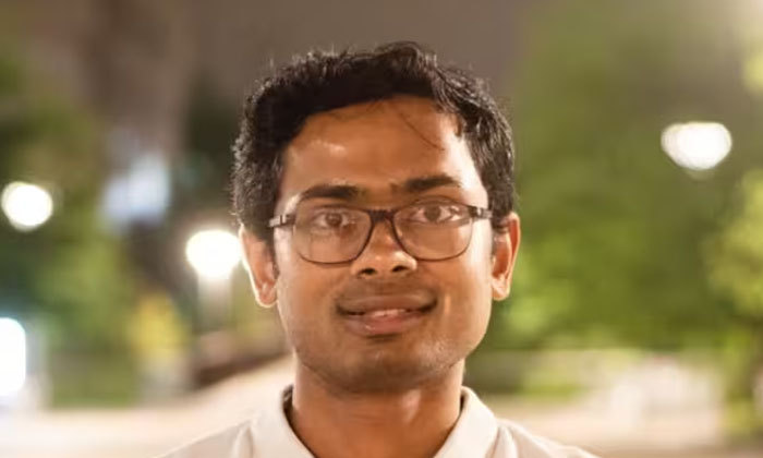 తండ్రి రైతు.. 13 ఏళ్లకే ఐఐటీ.. 24 ఏళ్లకే యాపిల్ లో ఇంటర్న్.. ఈ వ్యక్తి ...