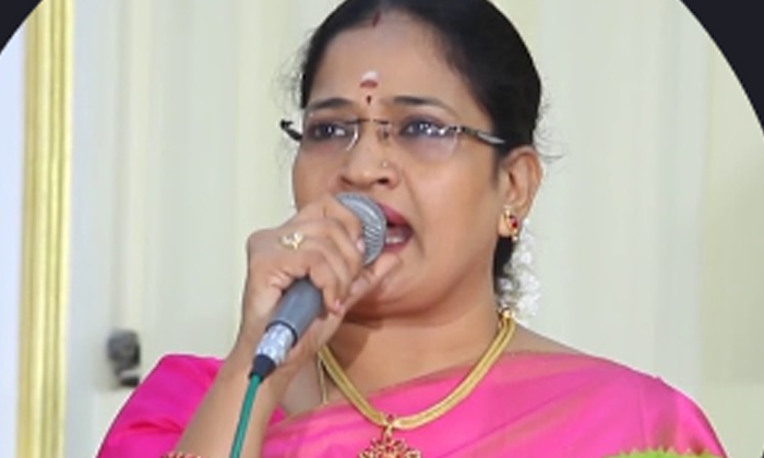 ఒంటి మీద బట్టలతో లేచి పోయి పెళ్లి చేసుకున్న : సింగర్ మాలతీ